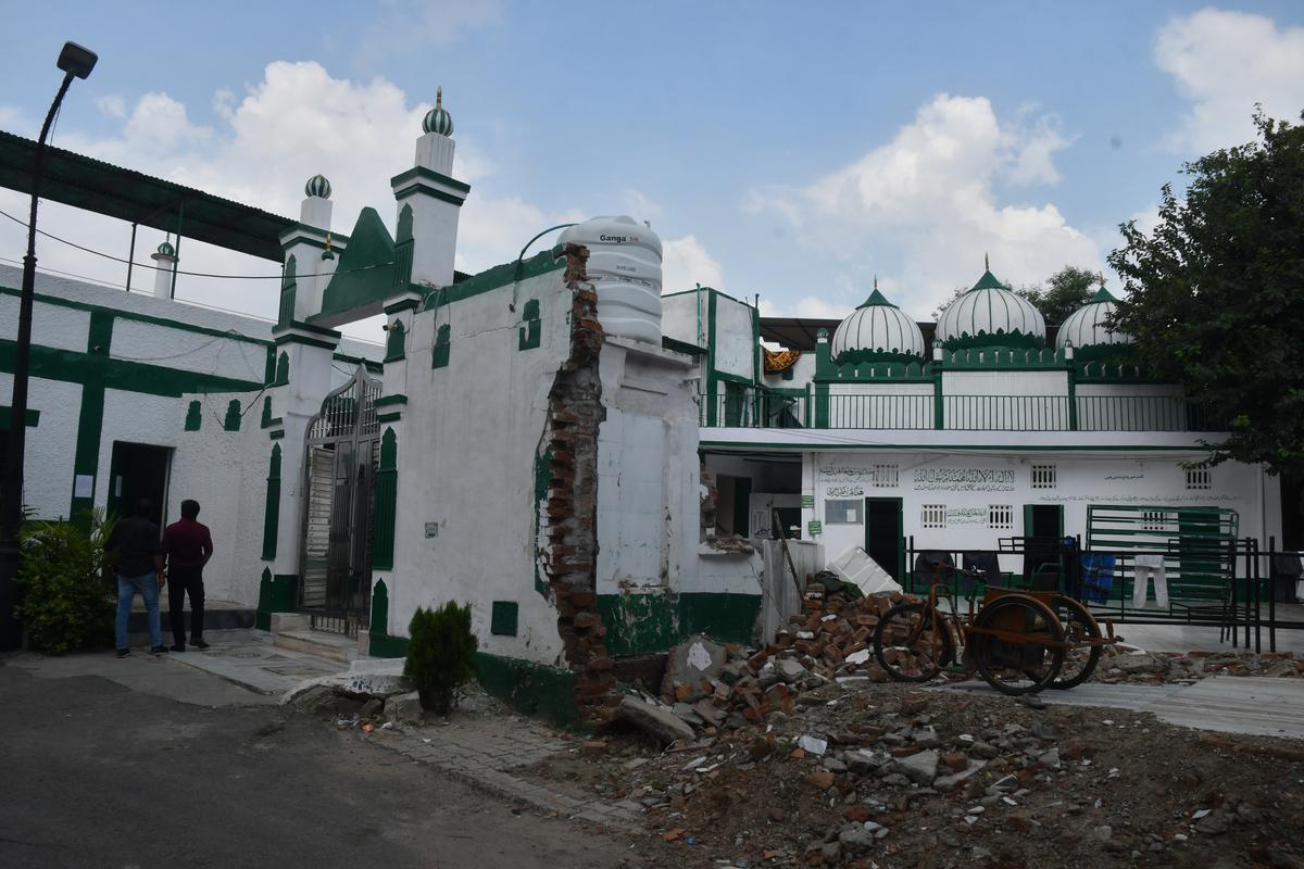 Indian Railways issues ‘removal of encroachment’ notice to two mosques ...