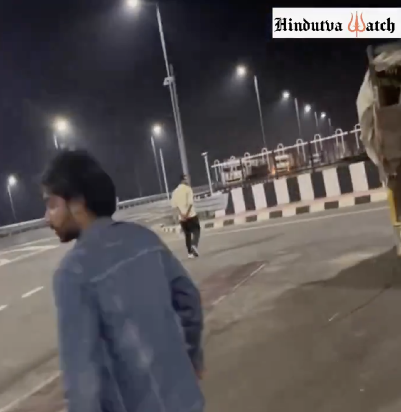 Cow vigilantes assault a Muslim driver for transporting cattle ...